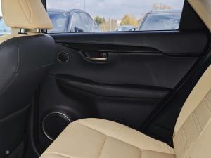Grey Lexus NX 300h 2015 in Vilnius, with an engine capacity of 2.49 L and mileage of 135 thousand km for 18500 €, photo 18 on AUTOMOTO.COM.LV