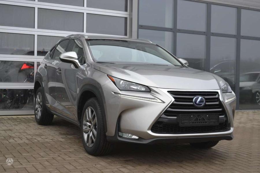 Grey Lexus NX 300h 2016 in Vilnius, with an engine capacity of 2.49 L and mileage of 126 thousand km for 19500 €, photo 5 on AUTOMOTO.COM.LV