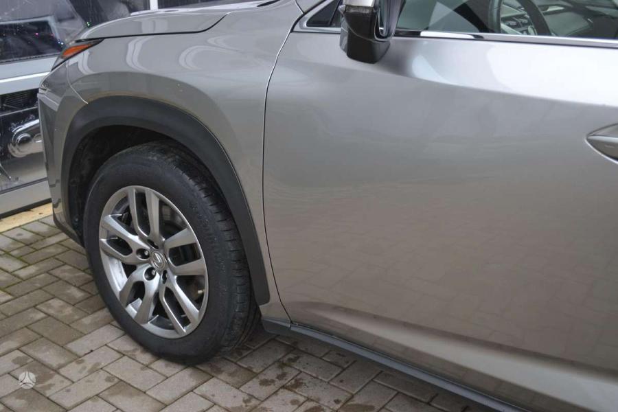 Grey Lexus NX 300h 2016 in Vilnius, with an engine capacity of 2.49 L and mileage of 126 thousand km for 19500 €, photo 11 on AUTOMOTO.COM.LV