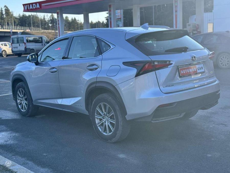 Pelēks Lexus NX 300h 2016 Viļņa, ar dzinēja tilpumu 2.49 L un nobraukumu 153 tūkst. km par 19950 €, foto 8 vietnē AUTOMOTO.COM.LV