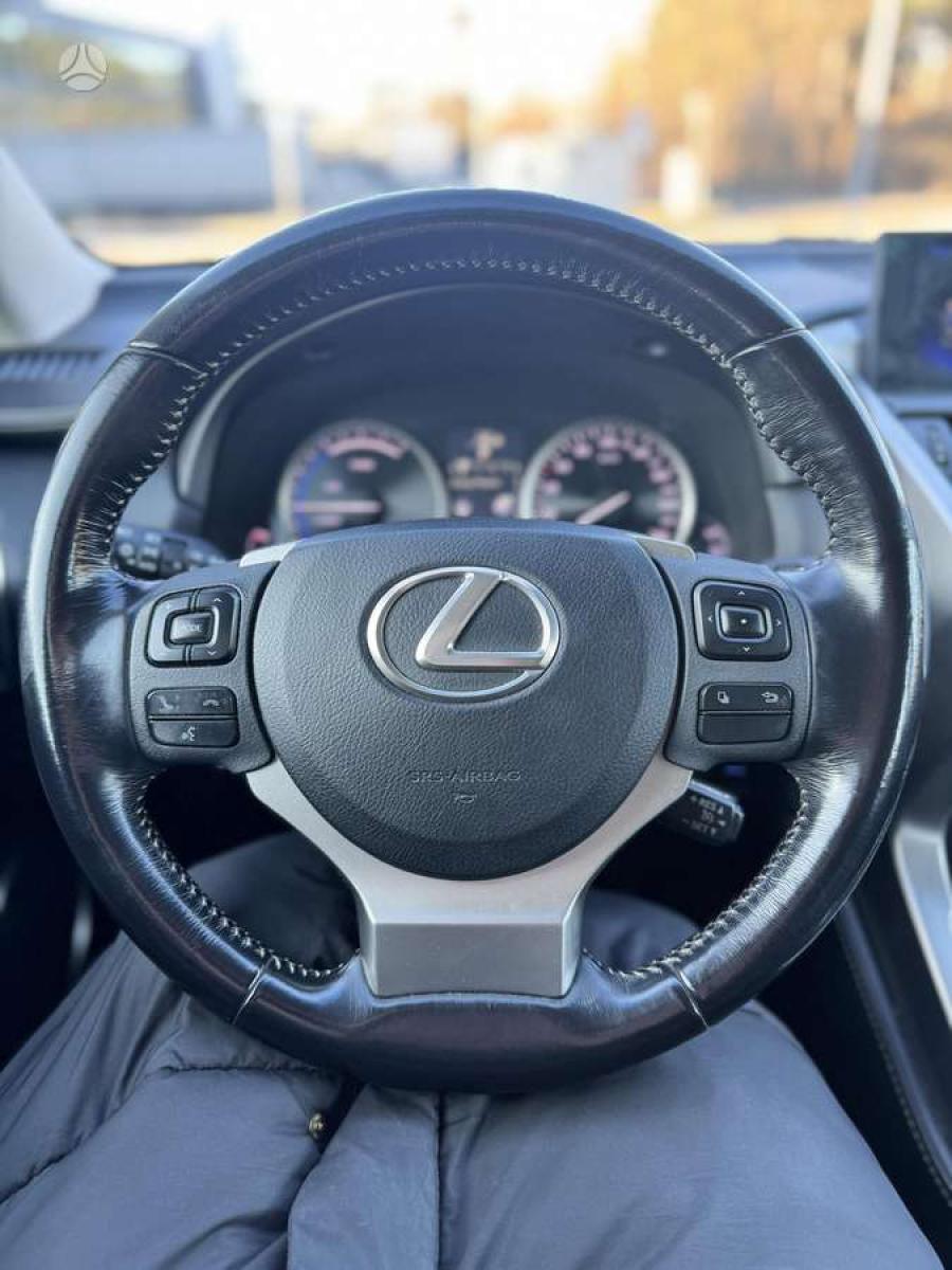 Pelēks Lexus NX 300h 2016 Viļņa, ar dzinēja tilpumu 2.49 L un nobraukumu 153 tūkst. km par 19950 €, foto 27 vietnē AUTOMOTO.COM.LV