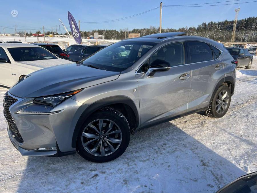 Grey Lexus NX 300h 2016 in Vilnius, with an engine capacity of 2.49 L and mileage of 210 thousand km for 19800 €, photo 5 on AUTOMOTO.COM.LV