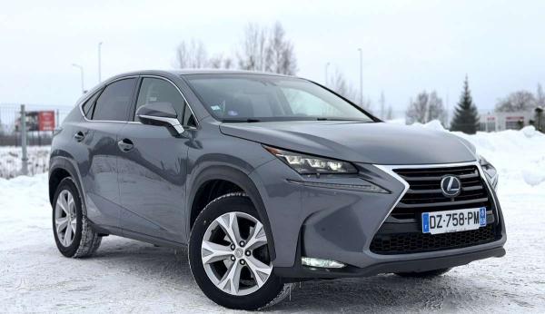 Grey Lexus NX 300h 2016 in Taurage, with an engine capacity of 2.49 L and mileage of 191 thousand km for 19300 €, photo 3 on AUTOMOTO.COM.LV