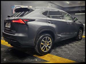 Grey Lexus NX 300h 2016 in Kaunas, with an engine capacity of 2.50 L and mileage of 199 thousand km for 18888 €, photo 9 on AUTOMOTO.COM.LV