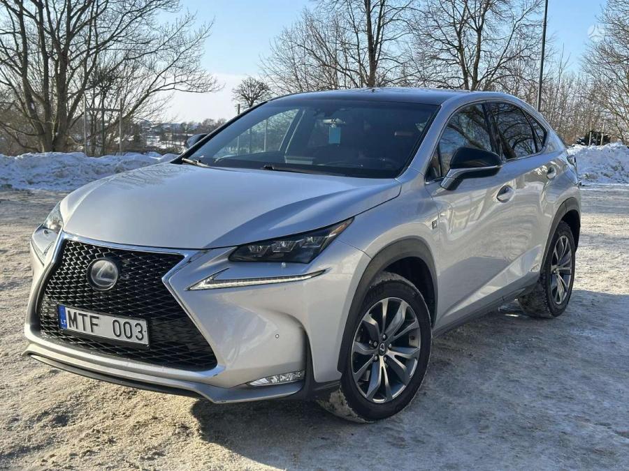 Grey Lexus NX 300h 2016 in Taurage, with an engine capacity of 2.49 L and mileage of 300 thousand km for 18500 €, photo 3 on AUTOMOTO.COM.LV