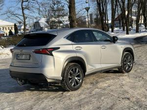 Grey Lexus NX 300h 2016 in Taurage, with an engine capacity of 2.49 L and mileage of 300 thousand km for 18500 €, photo 10 on AUTOMOTO.COM.LV