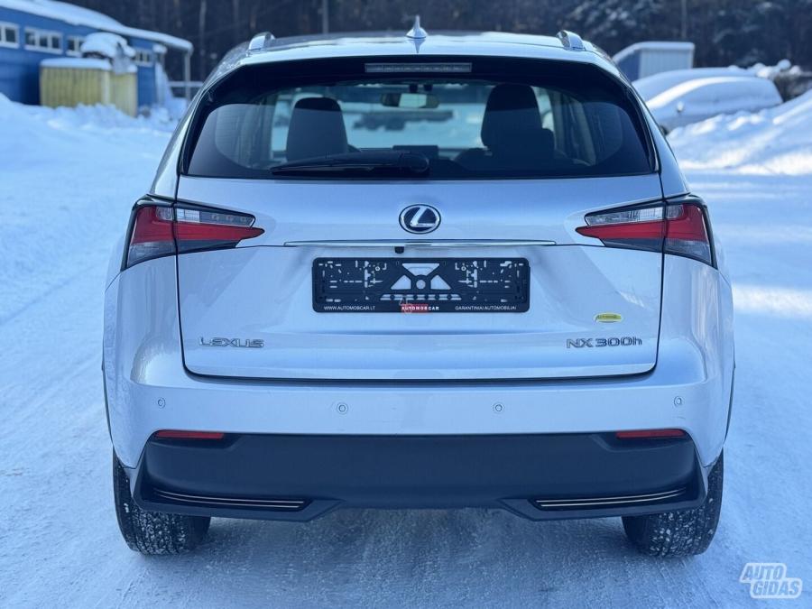Pelēks Lexus NX 300h 2016 Viļņa, ar dzinēja tilpumu 2.50 L un nobraukumu 153 tūkst. km par 18950 €, foto 6 vietnē AUTOMOTO.COM.LV