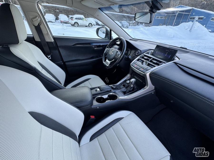 Pelēks Lexus NX 300h 2016 Viļņa, ar dzinēja tilpumu 2.50 L un nobraukumu 153 tūkst. km par 18950 €, foto 23 vietnē AUTOMOTO.COM.LV