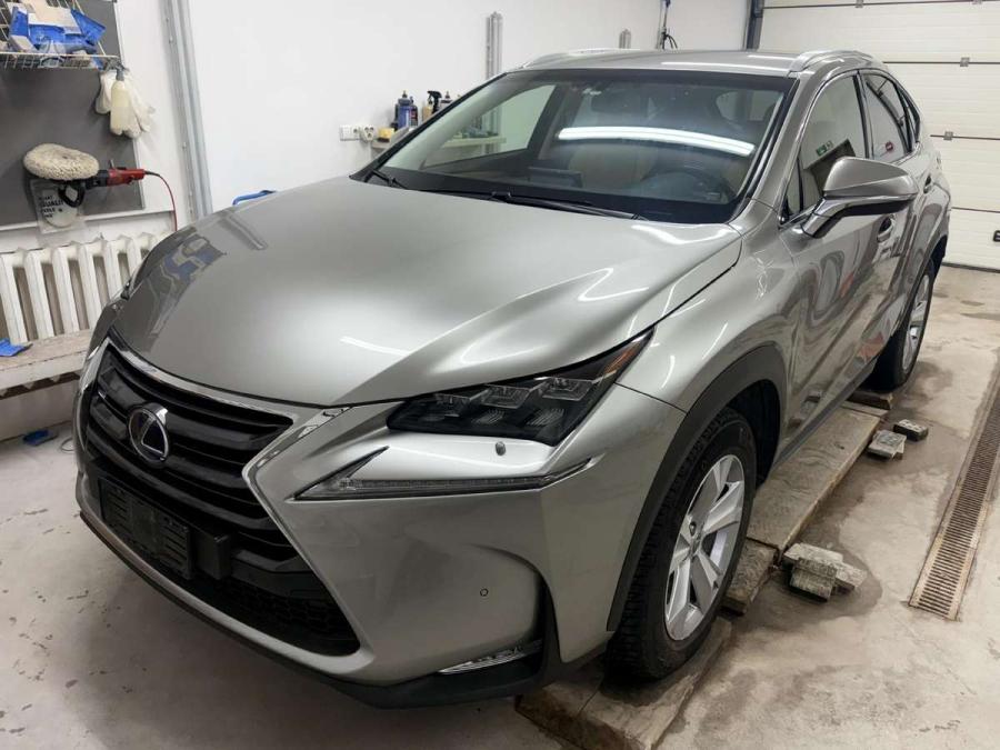 Pelēks Lexus NX 300h 2016 Panevēža, ar dzinēja tilpumu 2.50 L un nobraukumu 250 tūkst. km par 17900 €, foto 1 vietnē AUTOMOTO.COM.LV