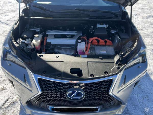 Grey Lexus NX 300h 2016 in Vilnius, with an engine capacity of 2.49 L and mileage of 220 thousand km for 19600 €, photo 5 on AUTOMOTO.COM.LV