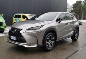 Grey Lexus NX 300h 2016 in Vilnius, with an engine capacity of 2.49 L and mileage of 145 thousand km for 21395 €, photo 2 on AUTOMOTO.COM.LV