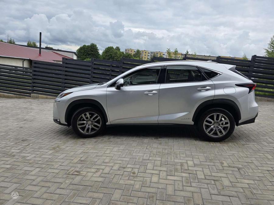 Grey Lexus NX 300h 2016 in Telschi, with an engine capacity of 2.50 L and mileage of 119 thousand km for 17599 €, photo 14 on AUTOMOTO.COM.LV
