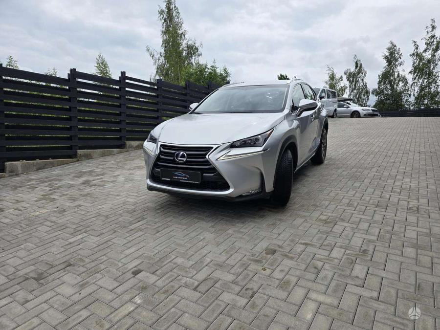 Grey Lexus NX 300h 2016 in Telschi, with an engine capacity of 2.50 L and mileage of 119 thousand km for 17599 €, photo 17 on AUTOMOTO.COM.LV