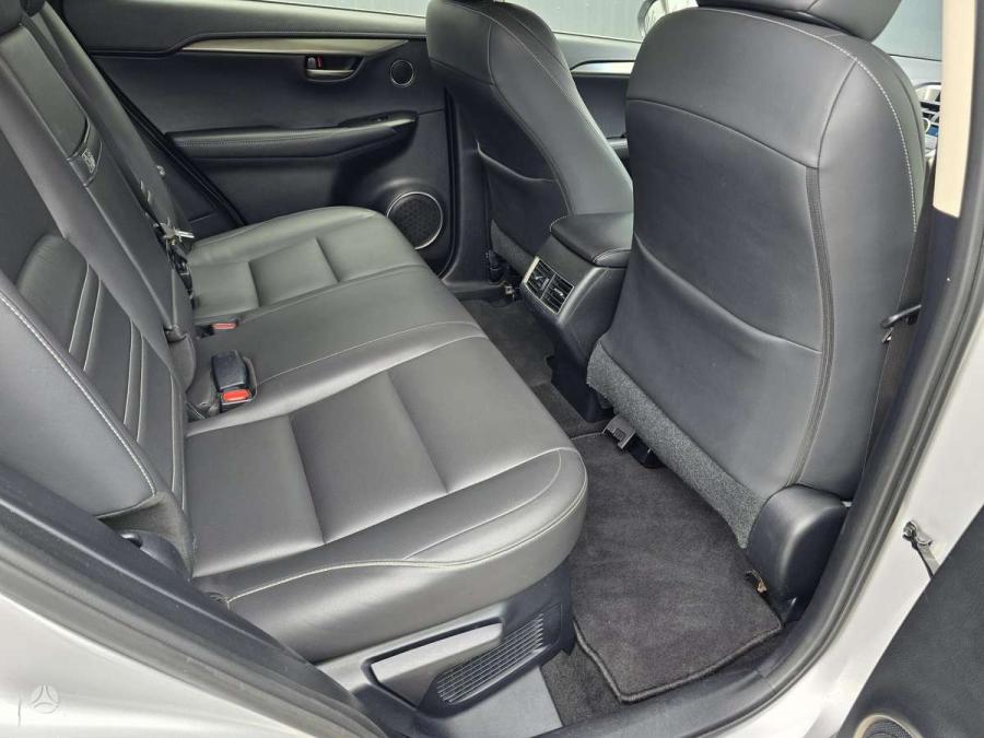 Grey Lexus NX 300h 2016 in Telschi, with an engine capacity of 2.50 L and mileage of 119 thousand km for 17599 €, photo 40 on AUTOMOTO.COM.LV