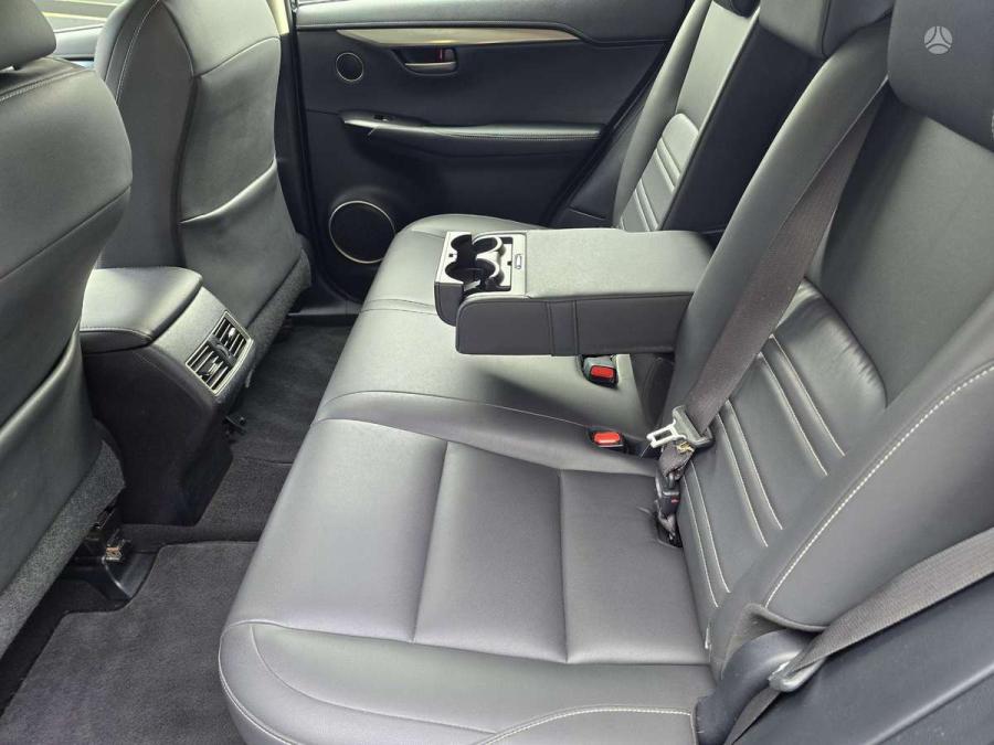 Grey Lexus NX 300h 2016 in Telschi, with an engine capacity of 2.50 L and mileage of 119 thousand km for 17599 €, photo 42 on AUTOMOTO.COM.LV