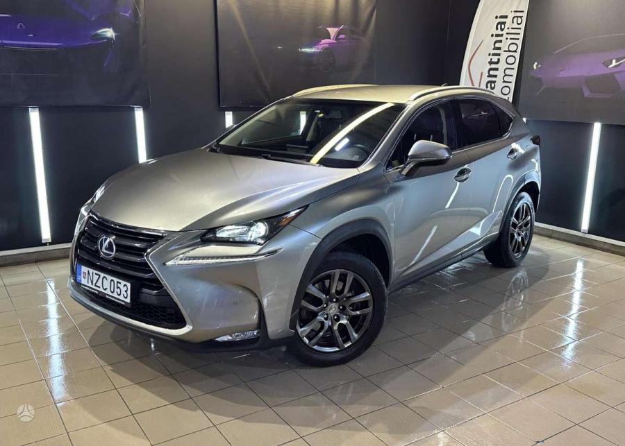 Pelēks Lexus NX 300h 2016 Viļņa, ar dzinēja tilpumu 2.50 L un nobraukumu 246 tūkst. km par 17550 €, foto 1 vietnē AUTOMOTO.COM.LV