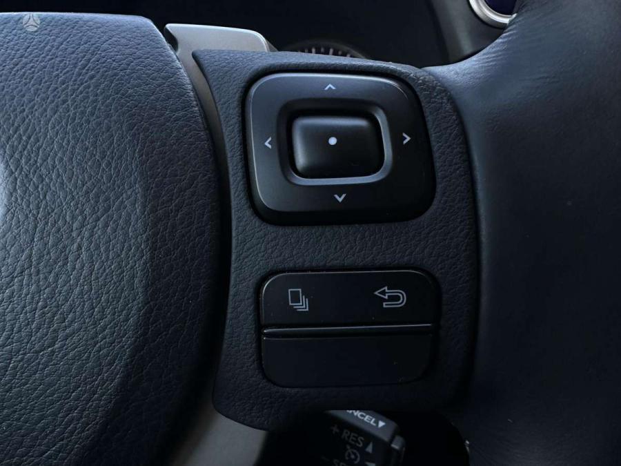 Pelēks Lexus NX 300h 2016 Viļņa, ar dzinēja tilpumu 2.50 L un nobraukumu 246 tūkst. km par 17550 €, foto 10 vietnē AUTOMOTO.COM.LV