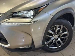 Pelēks Lexus NX 300h 2016 Viļņa, ar dzinēja tilpumu 2.50 L un nobraukumu 246 tūkst. km par 17550 €, foto 25 vietnē AUTOMOTO.COM.LV