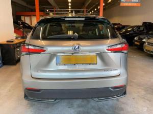 Pelēks Lexus NX 300h 2016 Daugavpils, ar dzinēja tilpumu 2.49 L un nobraukumu 222 tūkst. km par 17800 €, foto 5 vietnē AUTOMOTO.COM.LV