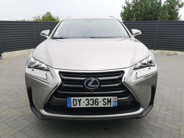 Grey Lexus NX 300h 2016 in Vilnius, with an engine capacity of 2.49 L and mileage of 223 thousand km for 18700 €, photo 1 on AUTOMOTO.COM.LV