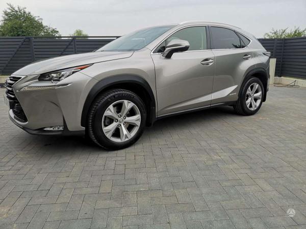 Grey Lexus NX 300h 2016 in Vilnius, with an engine capacity of 2.49 L and mileage of 223 thousand km for 18700 €, photo 10 on AUTOMOTO.COM.LV