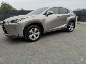 Grey Lexus NX 300h 2016 in Vilnius, with an engine capacity of 2.49 L and mileage of 223 thousand km for 18700 €, photo 11 on AUTOMOTO.COM.LV