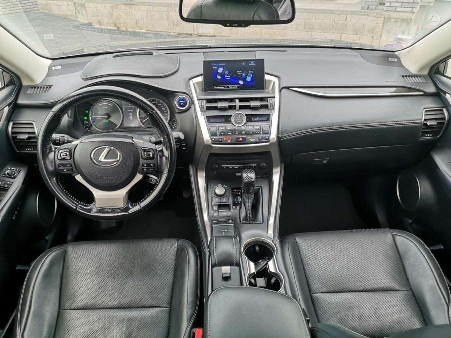 Grey Lexus NX 300h 2016 in Vilnius, with an engine capacity of 2.49 L and mileage of 223 thousand km for 18700 €, photo 14 on AUTOMOTO.COM.LV