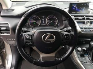Grey Lexus NX 300h 2016 in Vilnius, with an engine capacity of 2.49 L and mileage of 223 thousand km for 18700 €, photo 19 on AUTOMOTO.COM.LV
