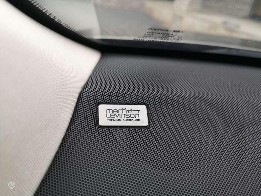 Grey Lexus NX 300h 2016 in Vilnius, with an engine capacity of 2.49 L and mileage of 223 thousand km for 18700 €, photo 25 on AUTOMOTO.COM.LV