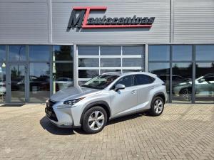 Pelēks Lexus NX 300h 2016 Viļņa, ar dzinēja tilpumu 2.49 L un nobraukumu 270 tūkst. km par 18500 €, foto  vietnē AUTOMOTO.COM.LV