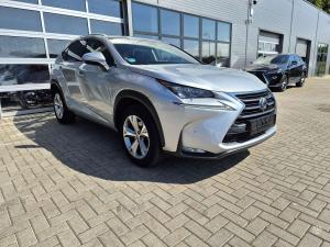 Pelēks Lexus NX 300h 2016 Viļņa, ar dzinēja tilpumu 2.49 L un nobraukumu 270 tūkst. km par 18500 €, foto 5 vietnē AUTOMOTO.COM.LV