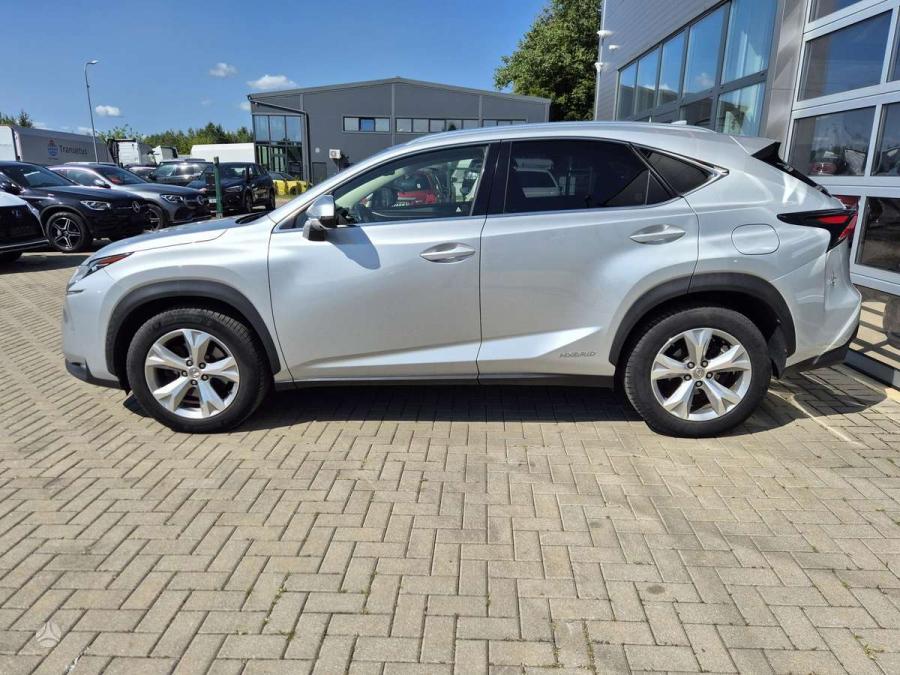 Pelēks Lexus NX 300h 2016 Viļņa, ar dzinēja tilpumu 2.49 L un nobraukumu 270 tūkst. km par 18500 €, foto 7 vietnē AUTOMOTO.COM.LV