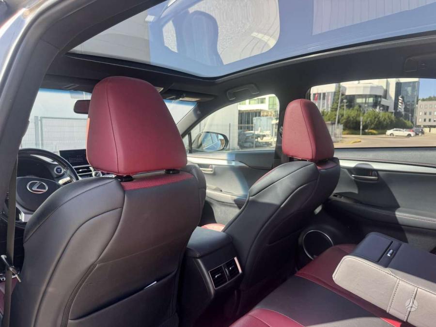 Grey Lexus NX 300h 2016 in Vilnius, with an engine capacity of 2.49 L and mileage of 153 thousand km for 23000 €, photo 14 on AUTOMOTO.COM.LV