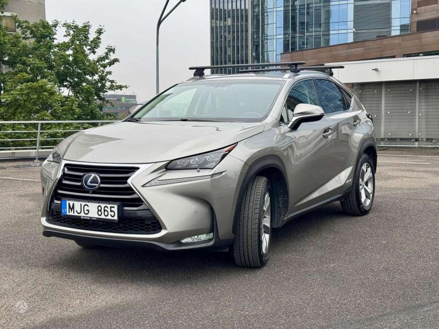 Серый Лексус NX 300h 2016 в Вильнюс, объемом двигателя 2.49 л и пробегом 225 тыс. км за 21500 €, фото 5 на AUTOMOTO.COM.LV