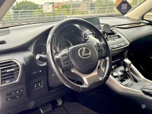 Серый Лексус NX 300h 2016 в Вильнюс, объемом двигателя 2.49 л и пробегом 225 тыс. км за 21500 €, фото 32 на AUTOMOTO.COM.LV
