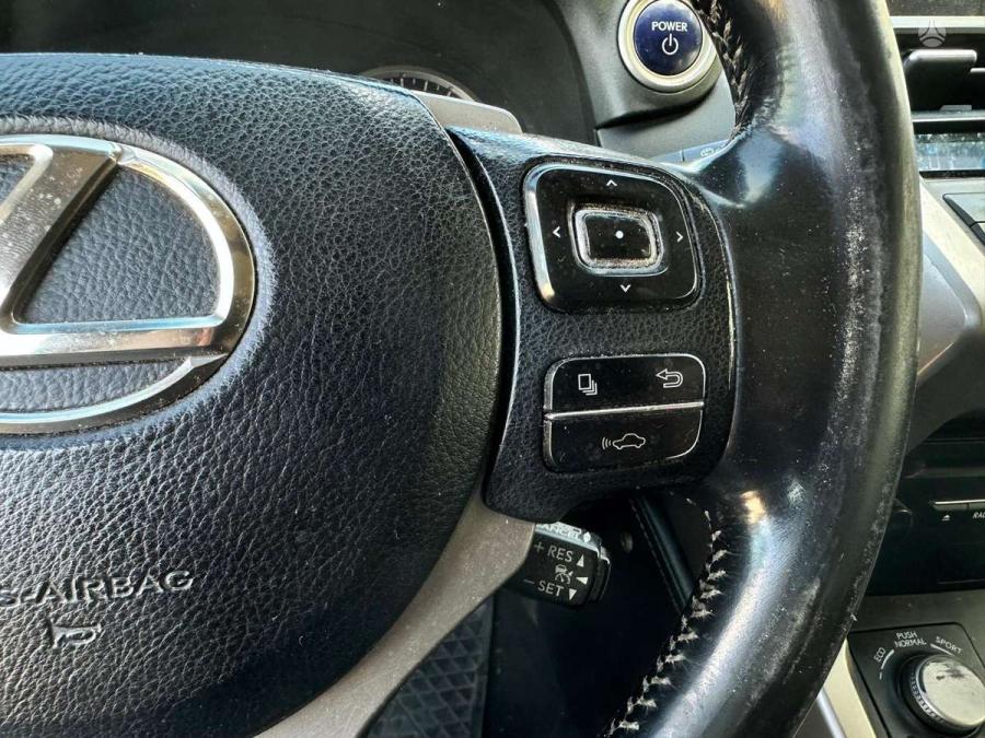 Серый Лексус NX 300h 2016 в Рокишкис, объемом двигателя 2.49 л и пробегом 940 тыс. км за 9950 €, фото 24 на AUTOMOTO.COM.LV