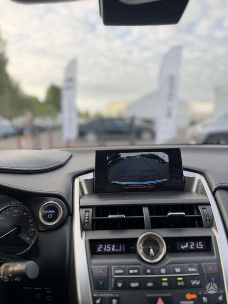 Grey Lexus NX 300h 2016 in Vilnius, with an engine capacity of 2.50 L and mileage of 287 thousand km for 17700 €, photo 21 on AUTOMOTO.COM.LV