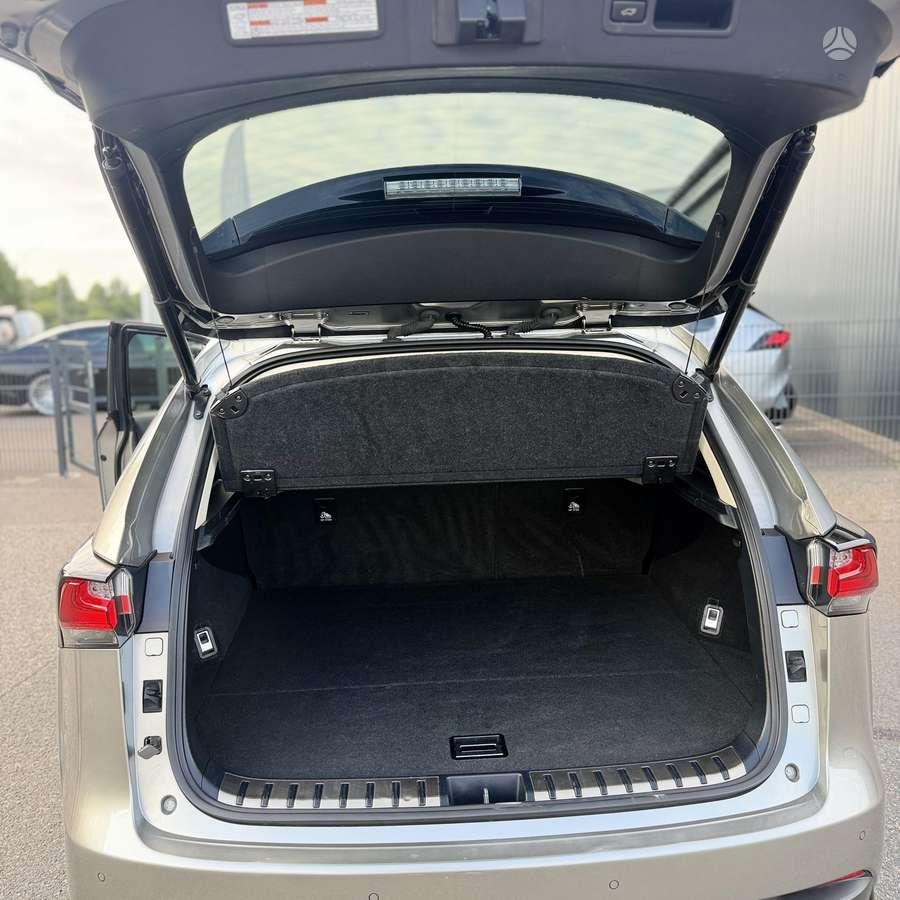 Grey Lexus NX 300h 2016 in Vilnius, with an engine capacity of 2.50 L and mileage of 287 thousand km for 17700 €, photo 25 on AUTOMOTO.COM.LV