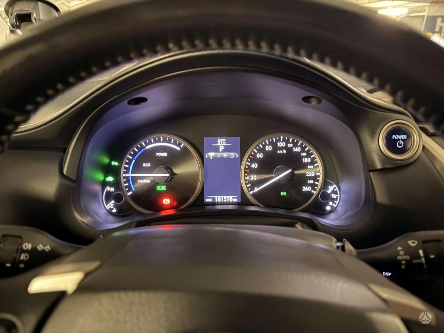 Pelēks Lexus NX 300h 2016 Kauņa, ar dzinēja tilpumu 2.49 L un nobraukumu 181 tūkst. km par 20500 €, foto 18 vietnē AUTOMOTO.COM.LV