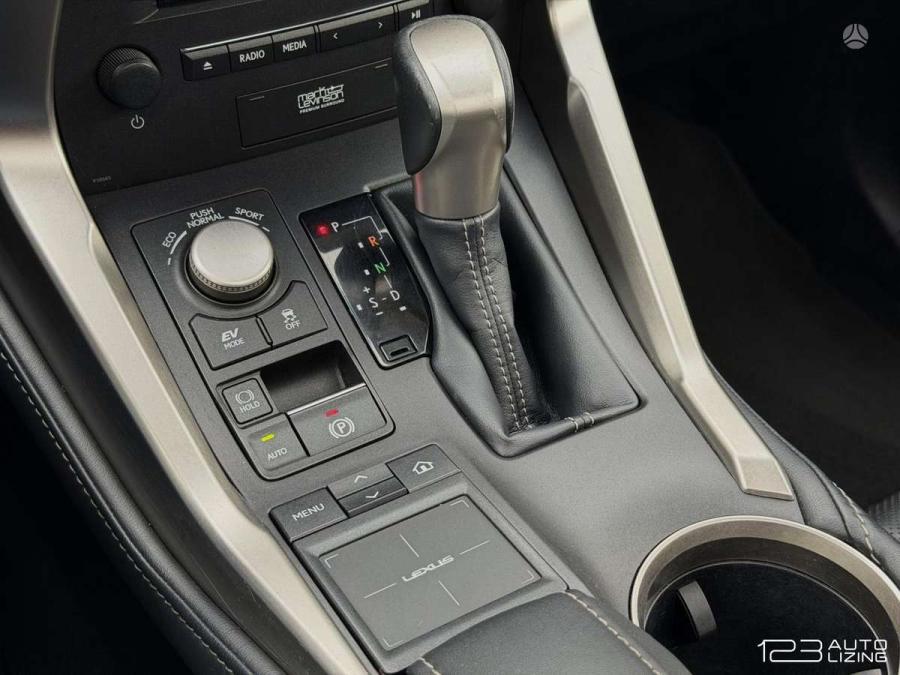 Серый Лексус NX 300h 2016 в Таураге, объемом двигателя 2.50 л и пробегом 103 тыс. км за 21999 €, фото 26 на AUTOMOTO.COM.LV