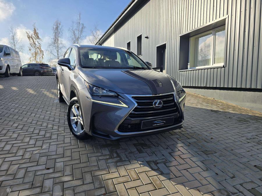Серый Лексус NX 300h 2016 в Тельшяй, объемом двигателя 2.50 л и пробегом 202 тыс. км за 16499 €, фото 6 на AUTOMOTO.COM.LV