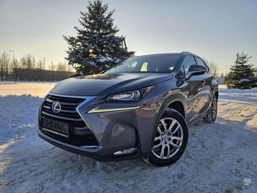 Grey Lexus NX 300h 2017 in Kaunas, with an engine capacity of 2.49 L and mileage of 162 thousand km for 19300 €, photo 1 on AUTOMOTO.COM.LV