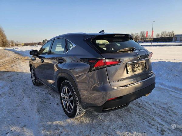 Pelēks Lexus NX 300h 2017 Kauņa, ar dzinēja tilpumu 2.49 L un nobraukumu 162 tūkst. km par 19300 €, foto 7 vietnē AUTOMOTO.COM.LV
