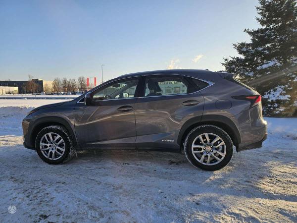 Pelēks Lexus NX 300h 2017 Kauņa, ar dzinēja tilpumu 2.49 L un nobraukumu 162 tūkst. km par 19300 €, foto 8 vietnē AUTOMOTO.COM.LV