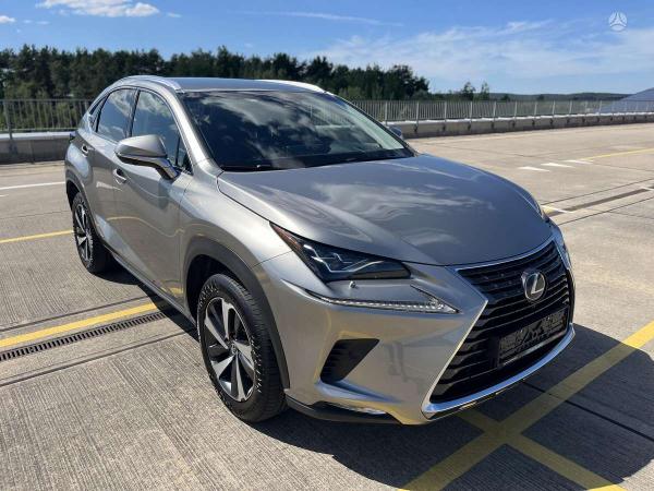 Серый Лексус NX 300h 2017 в Вильнюс, объемом двигателя 2.49 л и пробегом 147 тыс. км за 24999 €, фото 1 на AUTOMOTO.COM.LV