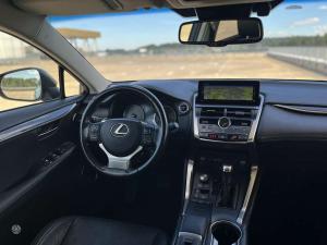 Pelēks Lexus NX 300h 2017 Viļņa, ar dzinēja tilpumu 2.49 L un nobraukumu 147 tūkst. km par 24999 €, foto 15 vietnē AUTOMOTO.COM.LV