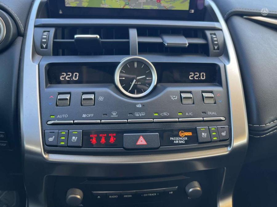 Pelēks Lexus NX 300h 2017 Viļņa, ar dzinēja tilpumu 2.49 L un nobraukumu 147 tūkst. km par 24999 €, foto 20 vietnē AUTOMOTO.COM.LV
