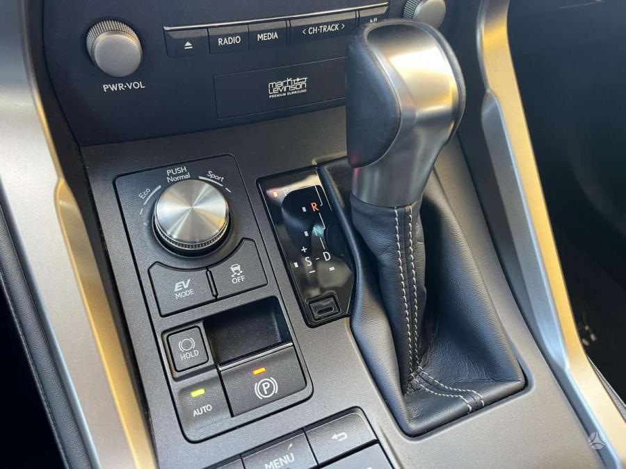 Pelēks Lexus NX 300h 2017 Viļņa, ar dzinēja tilpumu 2.49 L un nobraukumu 147 tūkst. km par 24999 €, foto 21 vietnē AUTOMOTO.COM.LV