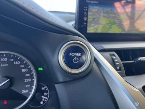 Pelēks Lexus NX 300h 2017 Viļņa, ar dzinēja tilpumu 2.49 L un nobraukumu 147 tūkst. km par 24999 €, foto 35 vietnē AUTOMOTO.COM.LV