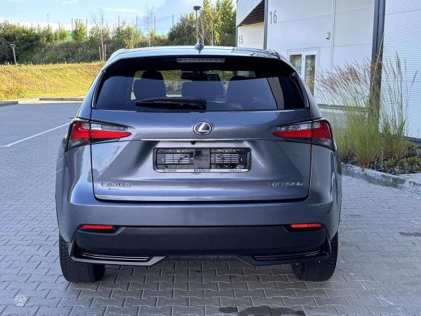 Pelēks Lexus NX 300h 2017 Viļņa, ar dzinēja tilpumu 2.49 L un nobraukumu 198 tūkst. km par 22700 €, foto 4 vietnē AUTOMOTO.COM.LV